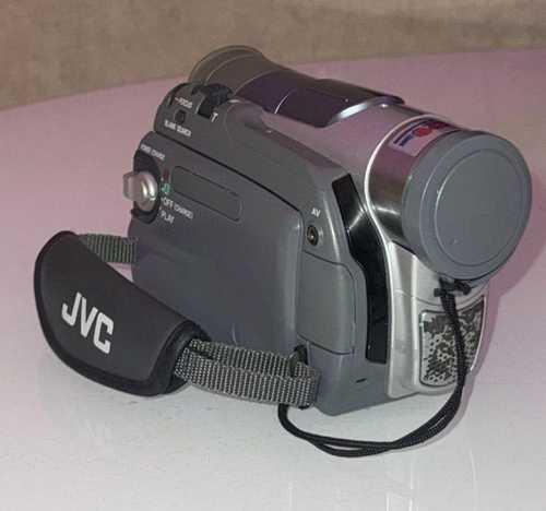 Цифровая Видеокамера JVC GR-D30