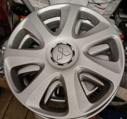 Колпаки на колеса r 16 mitsubishi