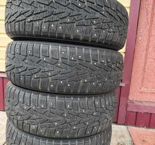 Nokian Tyres Hakkapeliitta 7 185/60 R15 88T