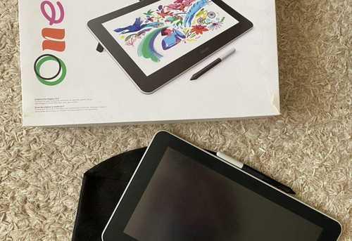Графический планшет с экраном wacom one