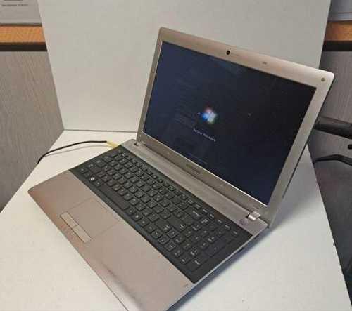 Ноутбук Samsung RV509