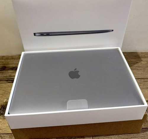 Ноутбук Apple MacBook Air 13 M1/8Gb/256Gb/EU,RU