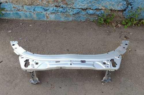 Mercedes Benz W205 панель радиатора A A2056204301