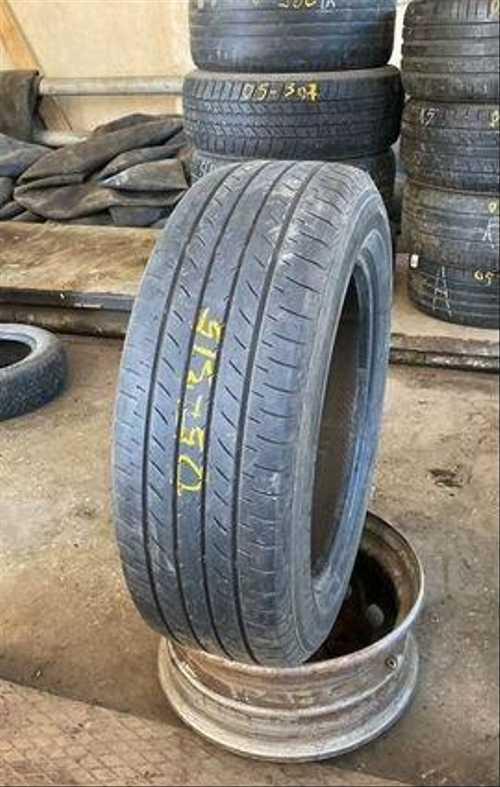 Yokohama BlueEarth RV02 225/60 R18