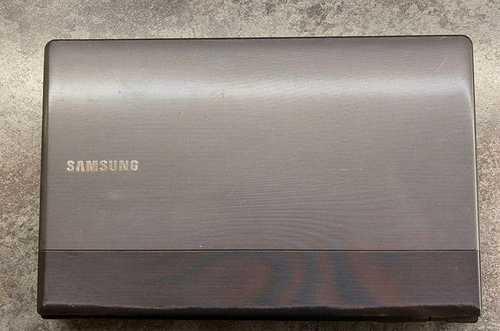 Ноутбук Samsung np300e5c-U08