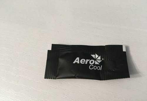 Комплектная термопаста Aerocool