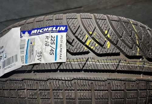 Michelin Pilot Alpin 4 225/45 R18