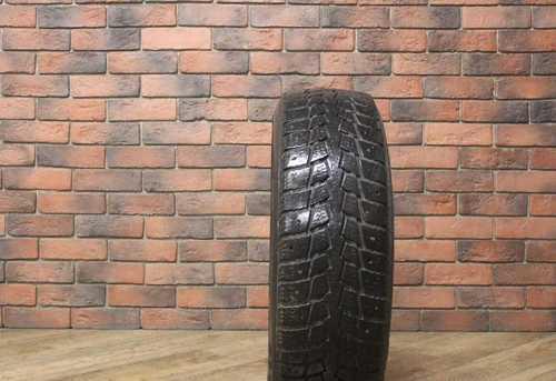Marshal Power Grip KC11 215/65 R16