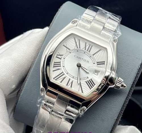 Женские часы Cartier