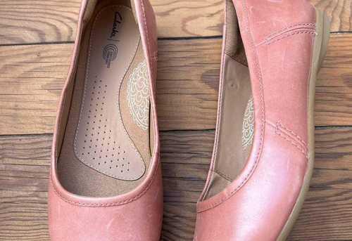 Кожаные ортопедические балетки Clarks 37