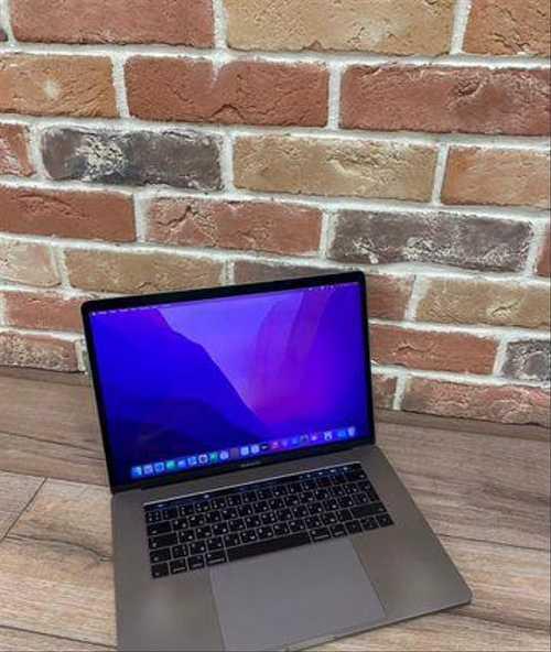 Macbook pro A1707 2017 15" Core I7/16gb/SSD250gb