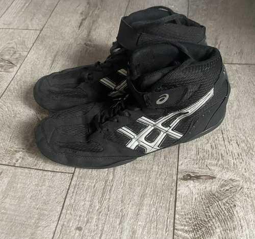 Борцовки asics