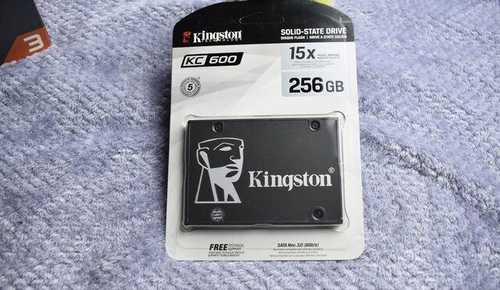 SSD 256 GB kingston 2,5 KC600