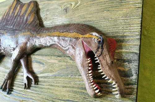 Спинозавр настенный сувенир