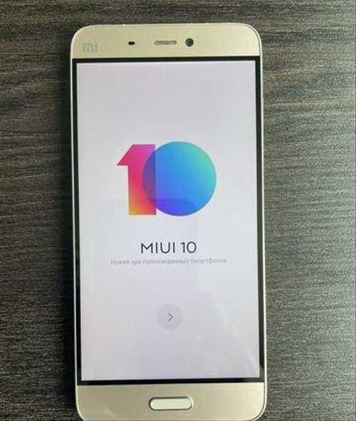 Телефон Xiaomi MI5 32Gb Gold