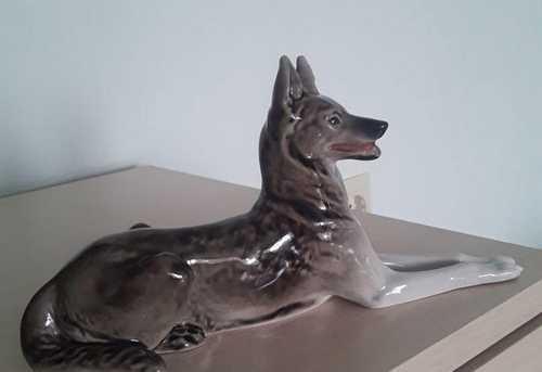 Фарфоровые статуэтки лфз собака