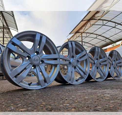 Комплект Литых дисков LS Wheels 4х100 R-14