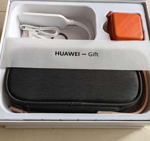 Набор Huawei Gift Simple home c зарядкой