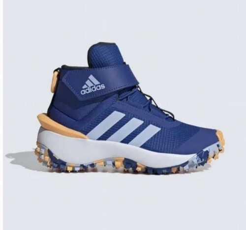 Новые теплые ботинки от adidas fortatrail original