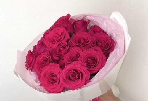Букет из 15 крупных розовых роз