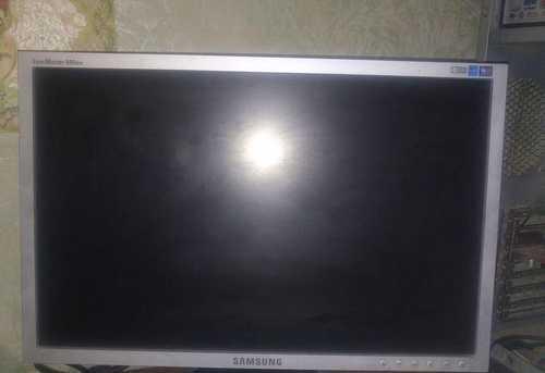 Монитор Samsung 940NW