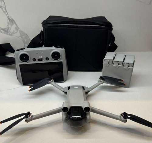 Квадрокоптер DJI Mini 3 Pro fly more combo