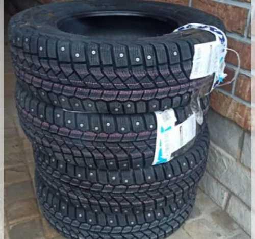 Viatti Brina Nordico V-522 175/70 R13 82T