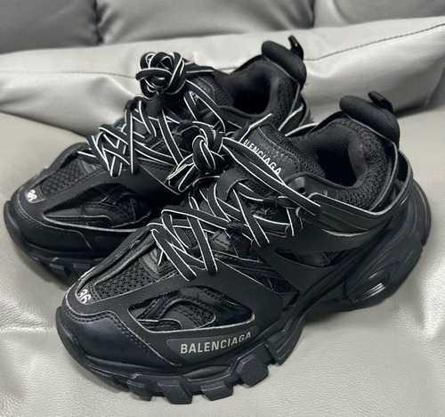 Balenciaga Track