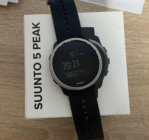 Часы спортивные Suunto 5 peak