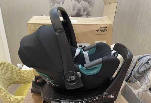 Автолюлька Britax Roemer Baby-Safe 3 i-Size