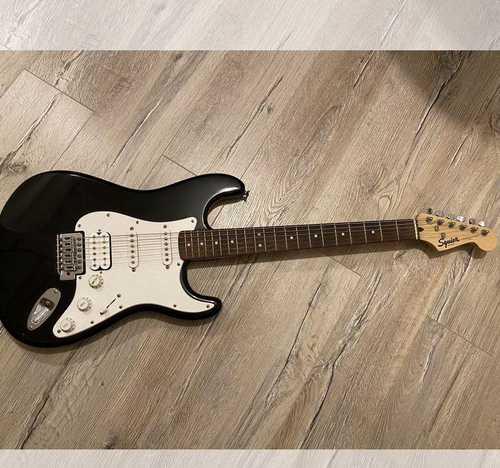 Электрогитара Fender Squier