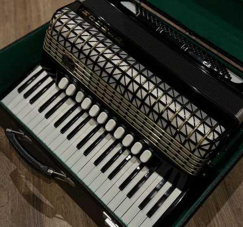 Аккордеон Hohner Atlantic IV S
