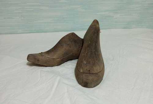 Старинные деревянные колодки для обуви