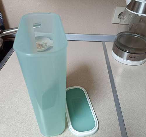 Бронь. Продам контейнер "Tupperware"