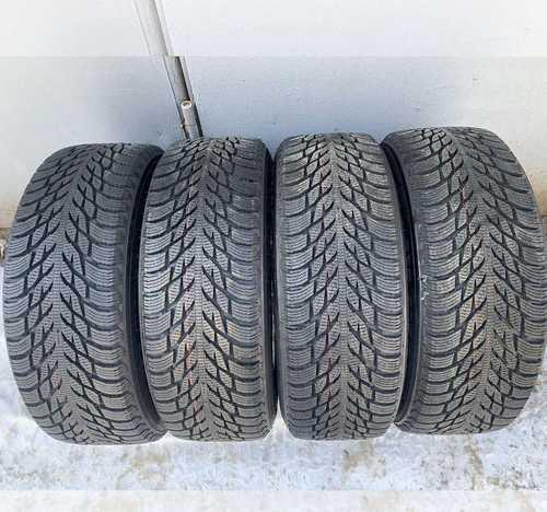 Nokian Tyres Hakkapeliitta R3 SUV 235/60 R18