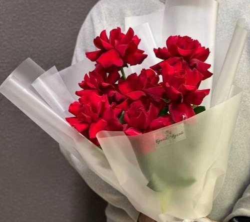 Букет "Невероятная" красные премимум розы