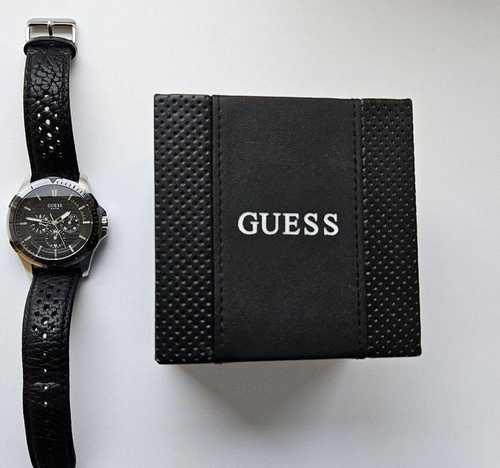 Наручные часы Guess