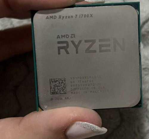 Процессор ryzen 7 1700X