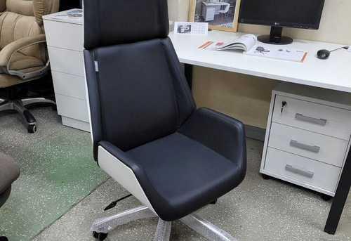 Дизайнерское компьютерное кресло