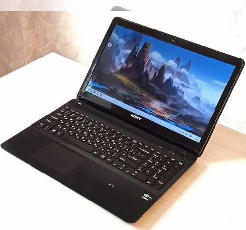 Современный тонкий мощный быстрый Sony Vaio