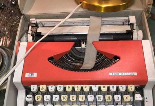 Пишущая машинка tbm DE Luxe. Unis