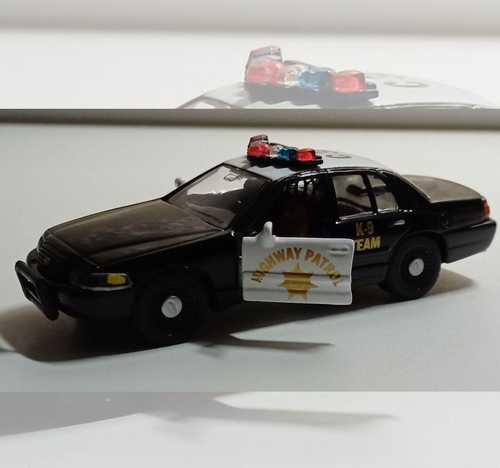 Maisto 1:44 Ford Crown Victoria Highway Patrol К9