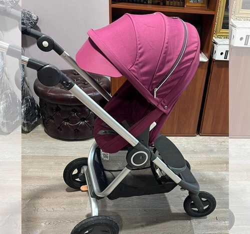 Прогулочная коляска Stokke scoot