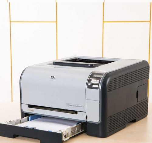 Цветной лазерный принтер HP Color LaserJet CP1515n