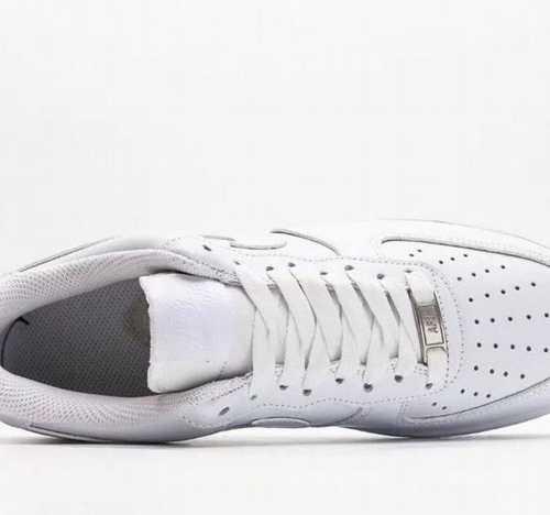 Nike air force 1 white