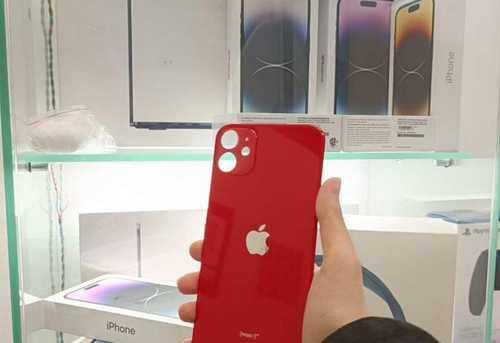 Заднее стекло на iPhone 11 (красный) Big Hole CE
