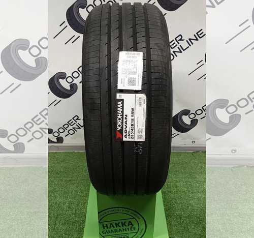 Yokohama Advan dB v553 235/45 R18 98W