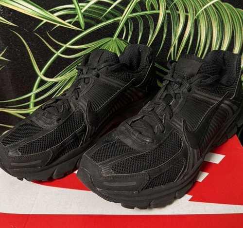 Nike Air Zoom Vomero 5