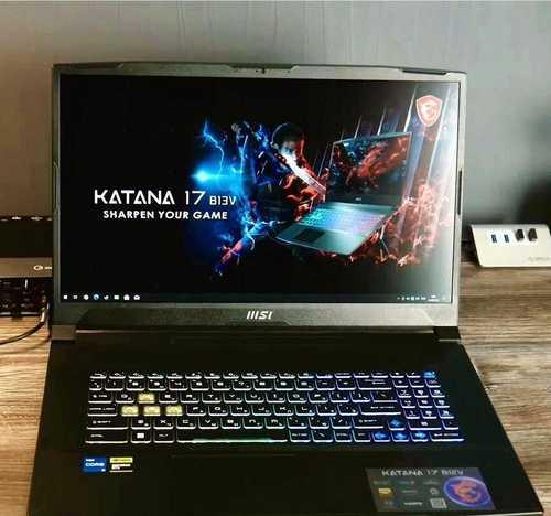 MSI Katana 17 RTX 4070 / Core i7 13620H / 2K