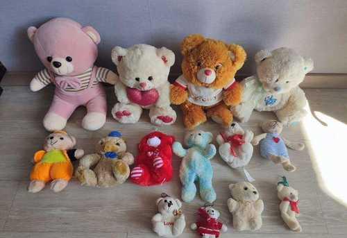 Мягкие игрушки (куклы, медведи и т. д.)